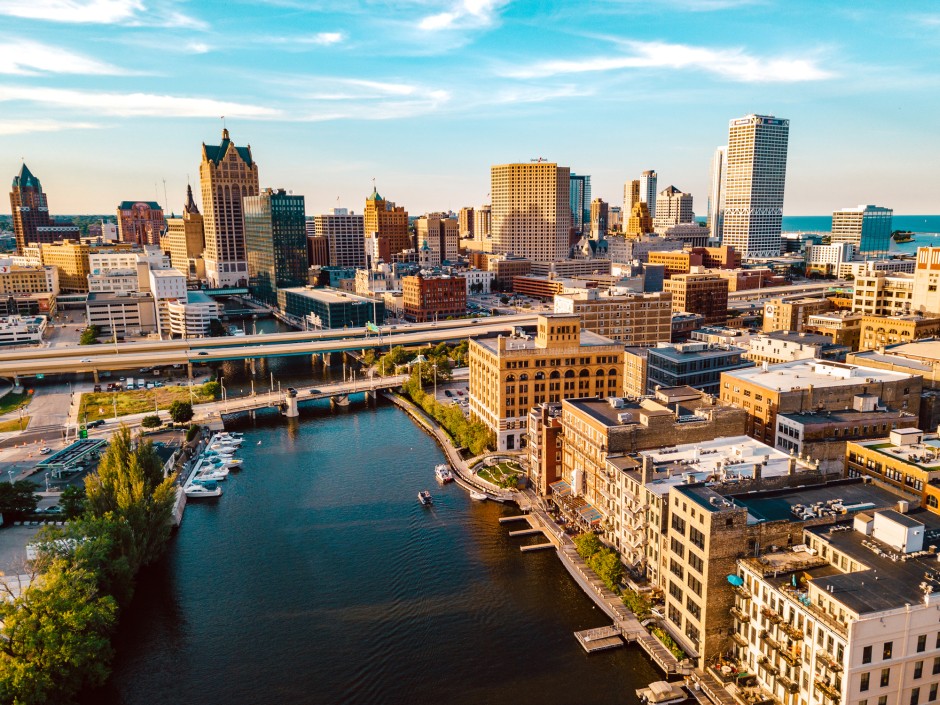 Wisconsin Online Poker: Legal Status, Sweepstakes Options, and What’s ...
